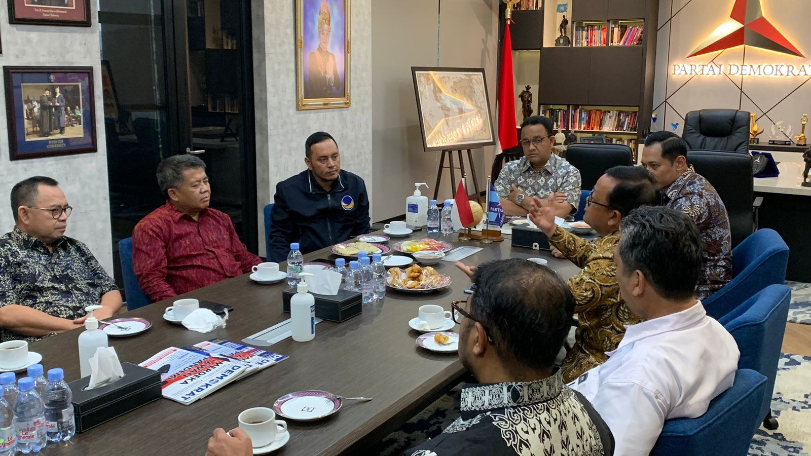 Anies Baswedan dan AHY Bertemu Hari Ini di Markas Demokrat, Ada Apa? Anies Baswedan dan AHY Bertemu Hari Ini di Markas Demokrat, Ada Apa?