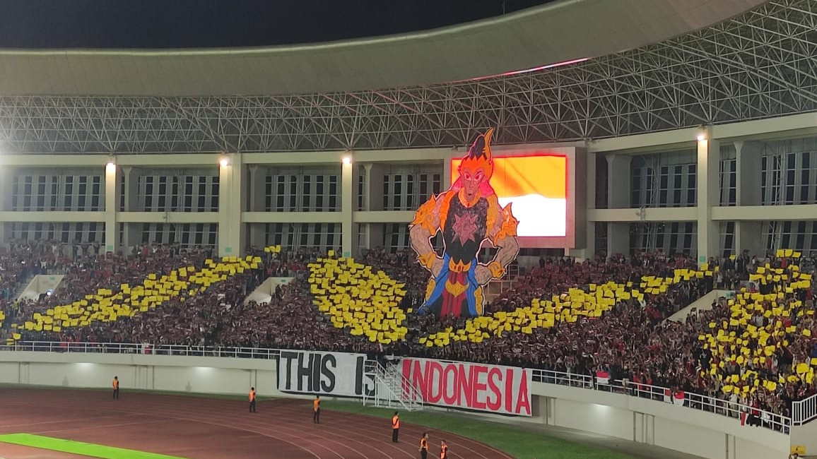 Ragam Aksi Unik Suporter di Laga Timnas Indonesia U-23 Vs Chinese ...