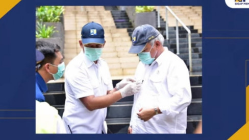 Menteri PUPR Pakai Topi Kumal, Ajudan Capek Jawab Komplain