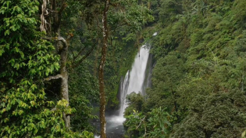 Curug Gomblang Banyumas, Air Terjun Surga di Lereng Slamet