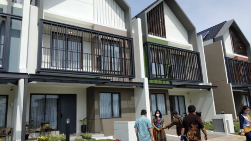 The Real Attic Konsep Pemanfaatan Atap Untuk Mengatasi Keterbatasan