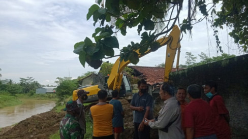 Tanggul Jebol Penyebab Banjir di Kebumen Mulai Diperbaiki