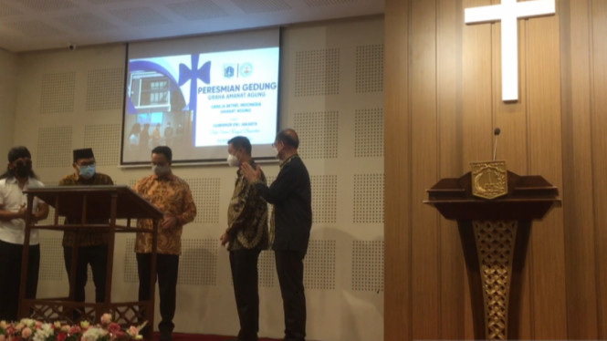 Gubernur Dki Salurkan Bantuan Rp11 Miliar Bagi Tempat Ibadah Pada 2022