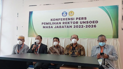 Prof Akhmad Sodiq Terpilih Sebagai Rektor Unsoed Periode 2022-2026 ...