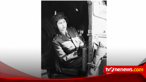 Elizabeth Diberitahu Menjadi Ratu Ketika Sedang Melakukan Kunjungan ke ...