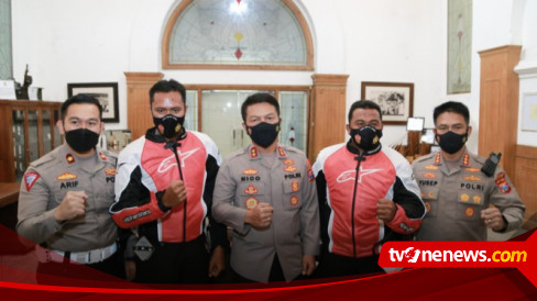 Viral, Sabar Hadapi Emak-Emak yang Marah di Jalan, 2 Anggota ...