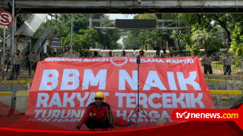 Gegara Kebijakan Harga BBM Naik, Kepuasan Rakyat Kepada Presiden Jokowi ...