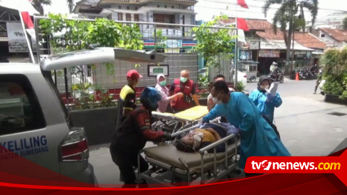 Lompat Keluar Angkot saat Kabur dari Pelaku Penodongan Pisau, Dua ...