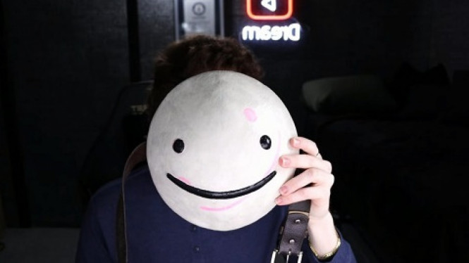 YouTuber Dream Akhirnya Munculkan Diri ke Publik