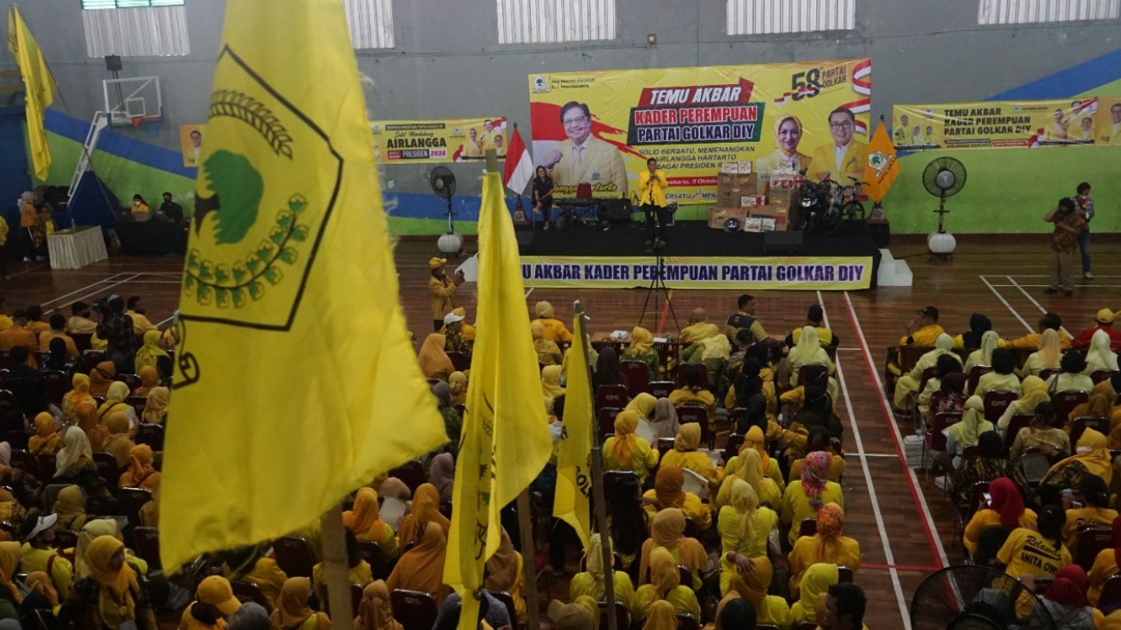 Perempuan Golkar DIY Dukung Airlangga Hartarto Capres 2024 Perempuan Golkar DIY Dukung Airlangga Hartarto Capres 2024