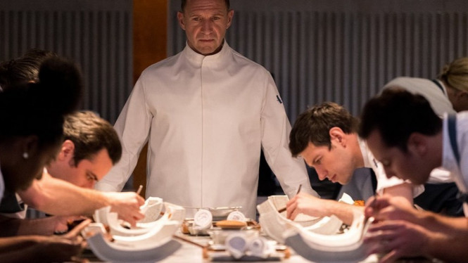 Sinopsis Film The Menu, Kisah Restoran Mewah yang Ternyata Menyimpan ...