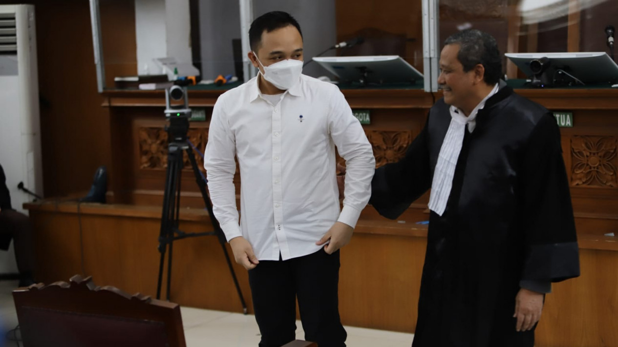 Ricky Rizal Dijatuhi Vonis 13 Tahun Penjara, Terbukti Rencanakan ...