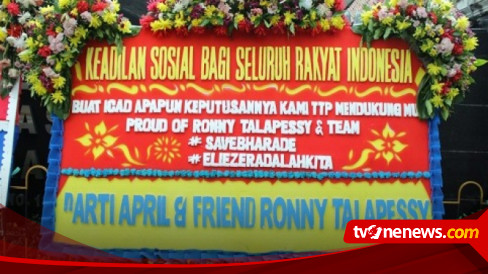 Sidang Vonis Richard Eliezer Dihiasi Karangan Bunga, Salah Satunya ...