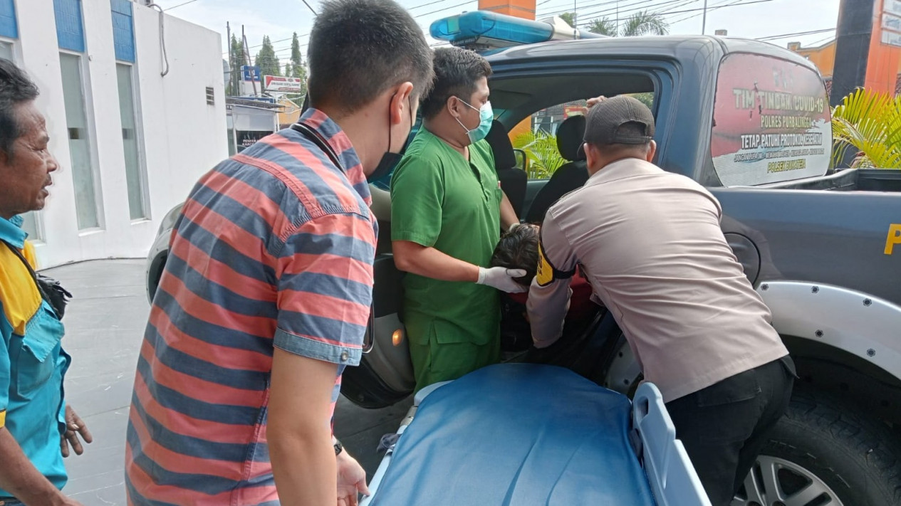 Bus Tabrak Pemotor Di Purbalingga Pengendara Patah Tulang