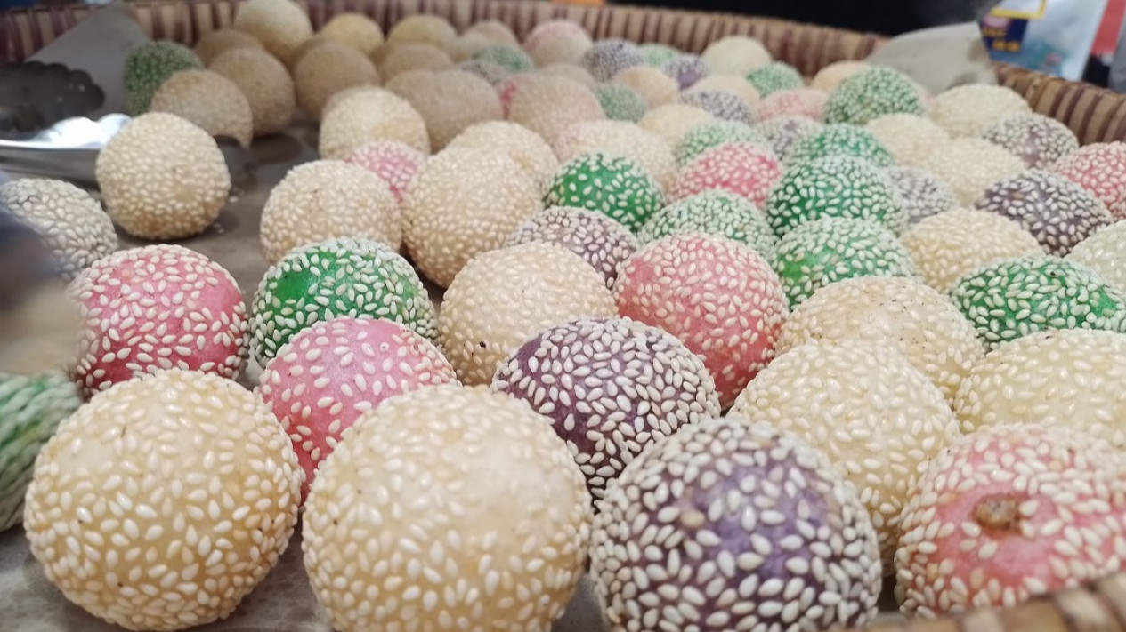 Kuliner Khas Onde Onde Nikmat Untuk Berbuka Puasa Sambil Ngeteh