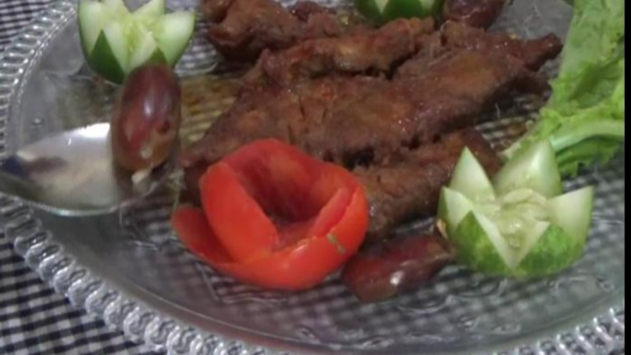 Lapar Mata saat Berbuka Puasa. Ahli Gizi : Pilih Makanan yang Lambat ...