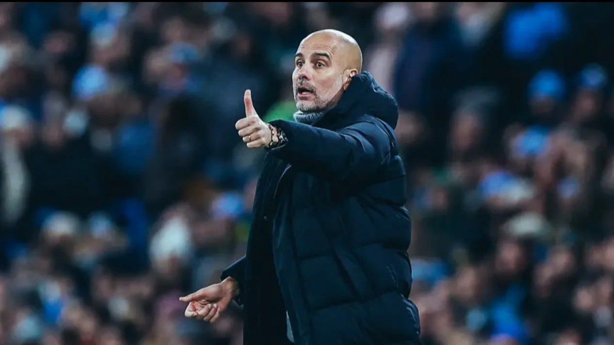 Man City di Ambang Treble, Pep Guardiola Sindir Fans MU