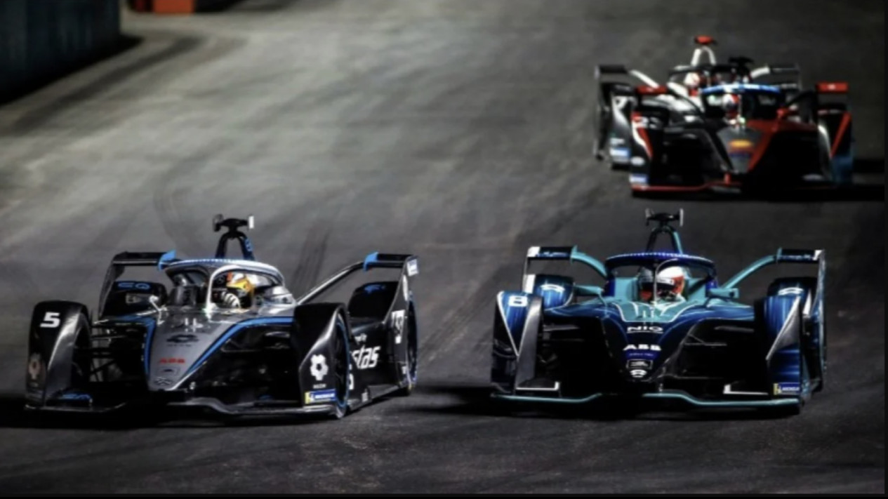 Rombongan Mobil Balap Formula E Mendarat di Jakarta, JIS Disiapkan Jadi ...