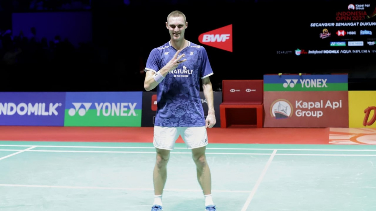 Viktor Axelsen Terkejut atas Raihan Hattrick Indonesia Open