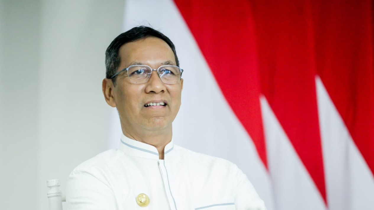 Aturan Jam Kerja Dibagi 2 untuk PNS dan Non-PNS, Heru Budi: Yang Tidak ... Aturan Jam Kerja Dibagi 2 untuk PNS dan Non-PNS, Heru Budi: Yang Tidak ...