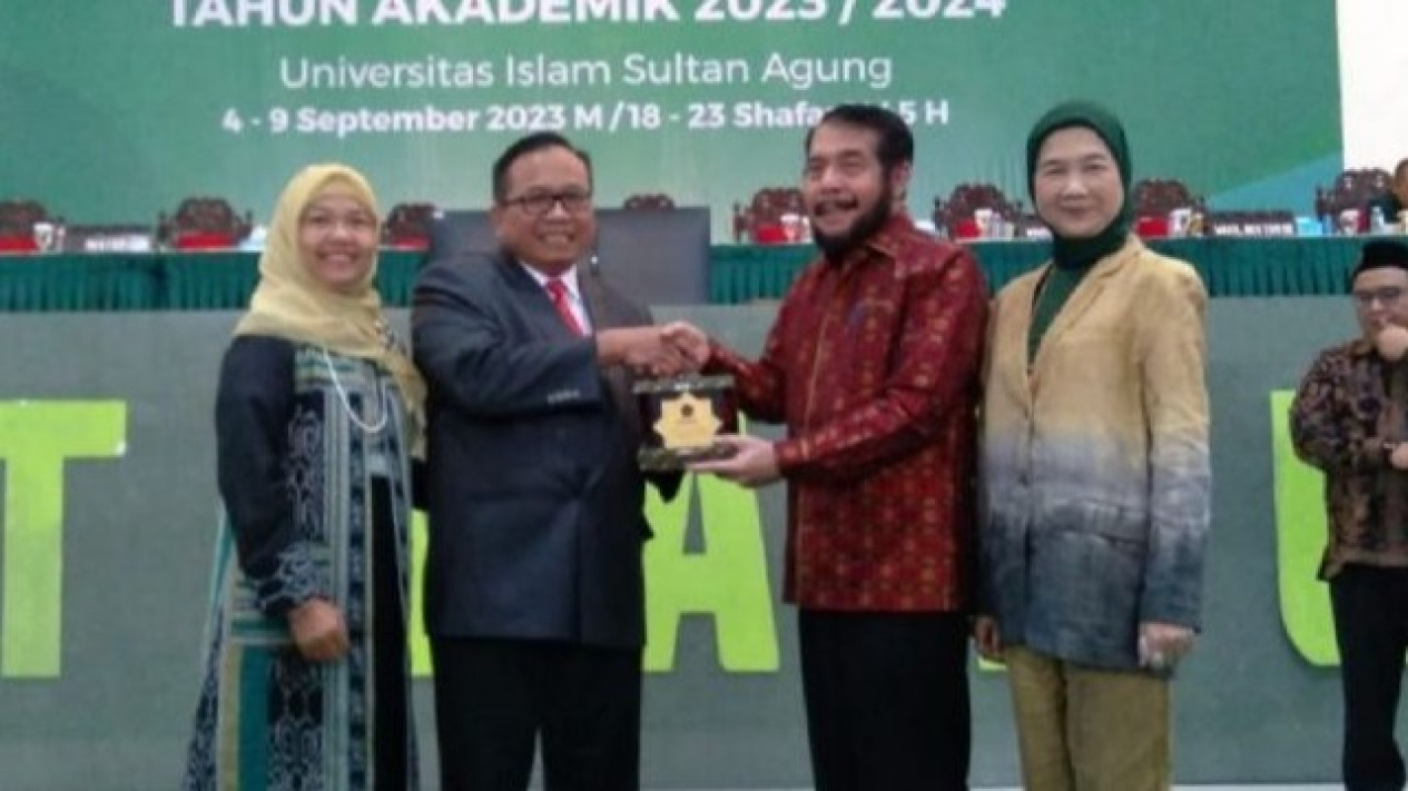 Anwar Usman Bicara Pemimpin Muda di Luar Sidang, Dilaporkan Lagi Atas ... Anwar Usman Bicara Pemimpin Muda di Luar Sidang, Dilaporkan Lagi Atas ...