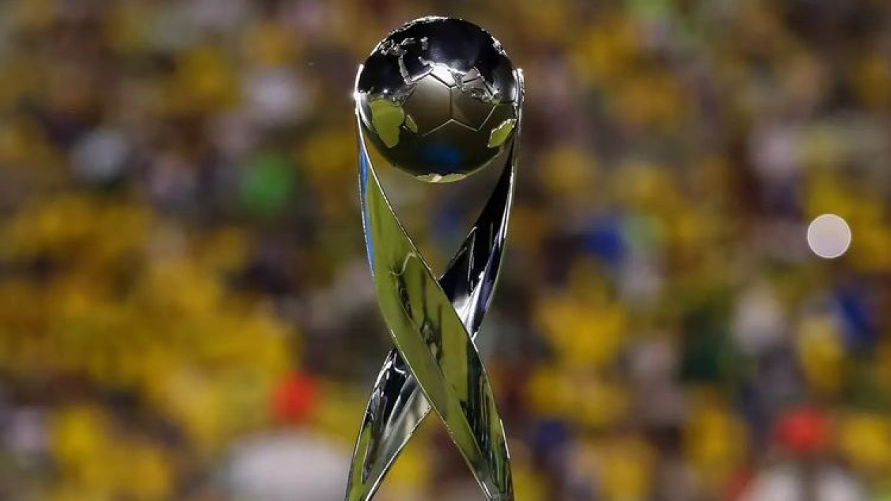 Tunggu Keputusan FIFA, Trofi Piala Dunia U-17 Siap Hadir di Tempat ...