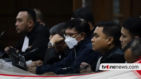 Diduga Pakai Uang Korupsi, Alex Plate Diajak Dinas ke Luar Negeri atas ...