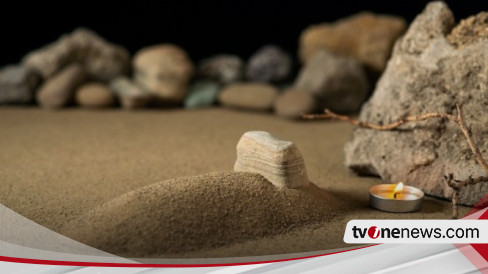 Meski Sangat Ngantuk Tolong Usahakan Baca Surah Al Mulk Sebelum Tidur ...