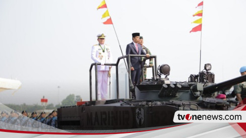 Presiden Jokowi Hadir di Upacara Parade dan Defile HUT ke-78 TNI