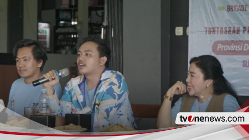 Angkatan Muda Muhammadiyah (AMM) yang tergabung dalam Relawan Bergerak ...