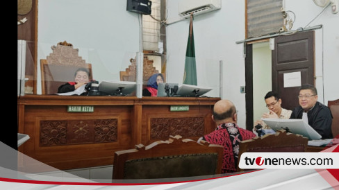 Sidang Kasus Penyebaran Data Pribadi Jhon LBF, Pengacara Arif Edison ...