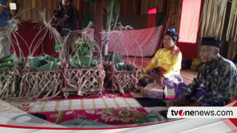 Komunitas Bissu, Tradisi Adat Era Pra-Islam yang Terus Bertahan dalam ...