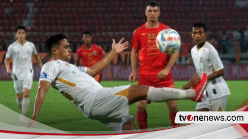 Kalah di Kandang Sementara, Thomas Doll Klaim Permainan Persija Sudah ...