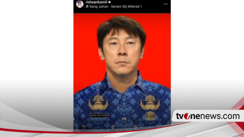 Viral Meme Shin Tae-yong Pakai Seragam PNS Disetujui Ridwan Kamil ...