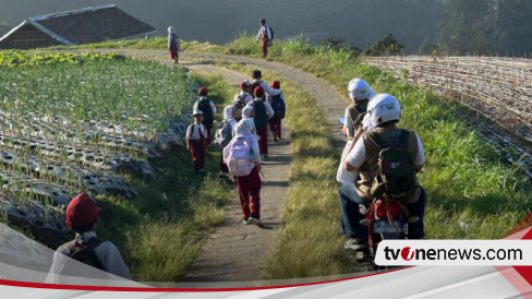 Memupuk Harapan Masyarakat di Desa Nepal Van Java, Program RBB PNM ...