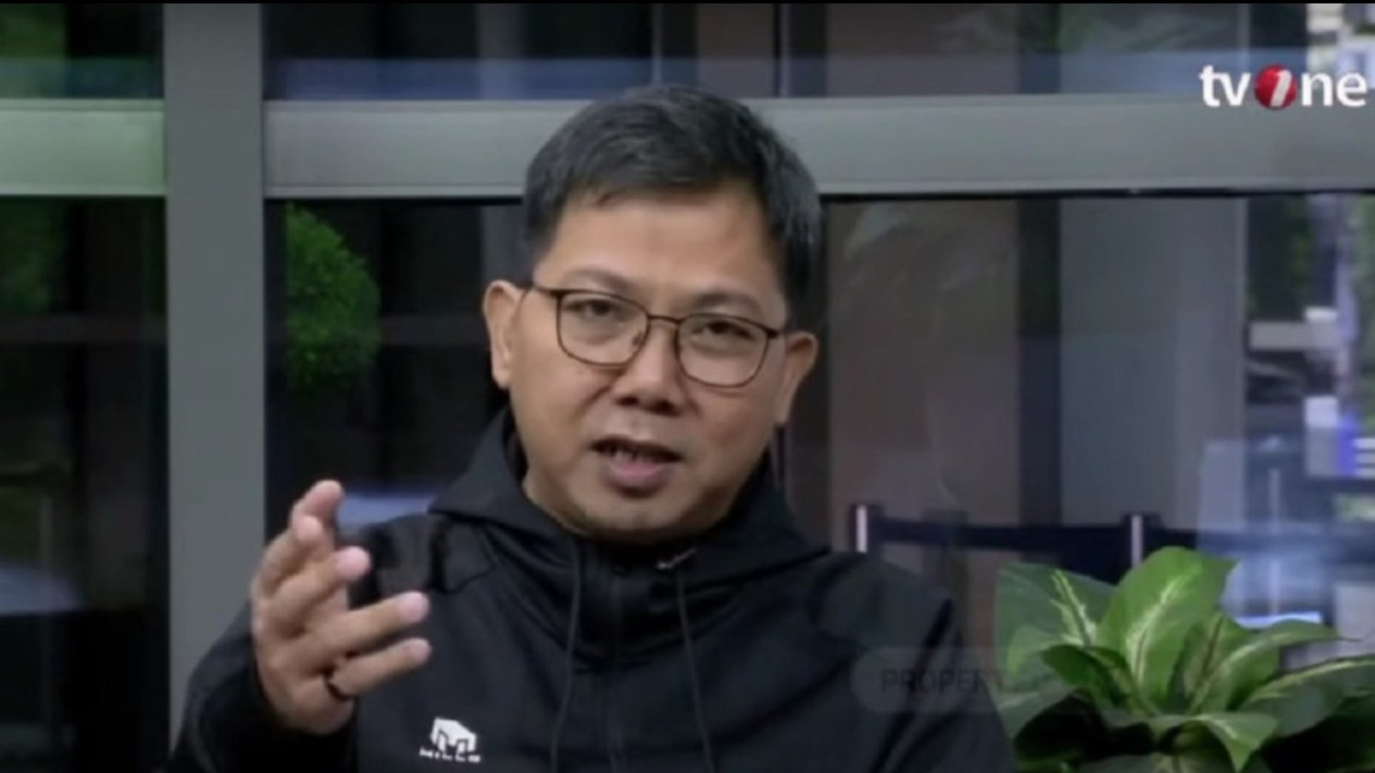 DPR RI Dukung Bung Towel Jadi Pengkritik Timnas Indonesia Selagi Shin ...