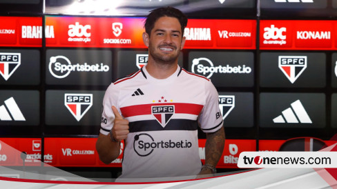 Striker Timnas Brasil Ikuti Akun Persib: CV Mentereng Jadi Rekrutan ...