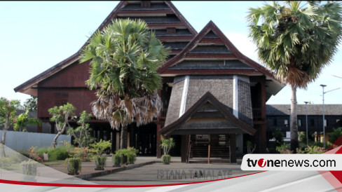 Kisruh Pengelolaan Istana Balla Lompoa, Raja Gowa dan Bupati Gowa ...