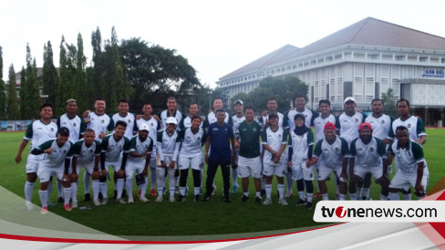 Termasuk Okto Maniani dan Muchlis Hadi, 26 Eks Pemain Timnas Indonesia ...