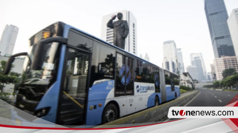 Pria Pecah Kaca Bus Transjakarta di Lenteng Agung Ditangkap, Polisi ...