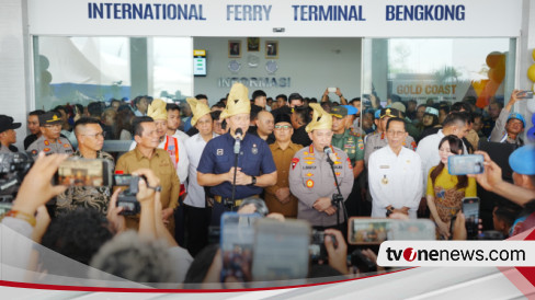 Resmikan Pelabuhan Gold Coast Bengkong, Kapolri Tekankan Pentingnya ...