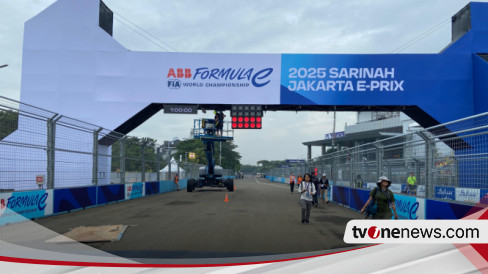Formula E Gelar Tur Eksklusif di Balik Layar Sarinah Jakarta E-Prix 2025