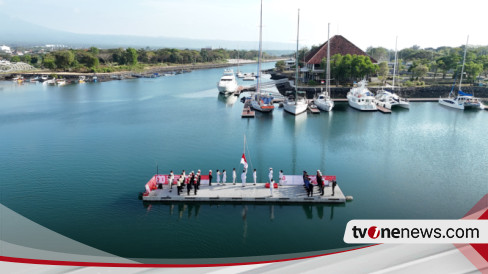 Kali Pertama, Upacara HUT ke 80 Kemerdekaan RI Digelar di atas Dermaga ...