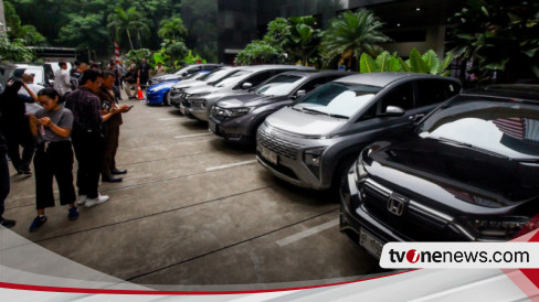 Berita Foto: Penampakan Belasan Mobil Mewah dan Motor Gede Sitaan KPK ...