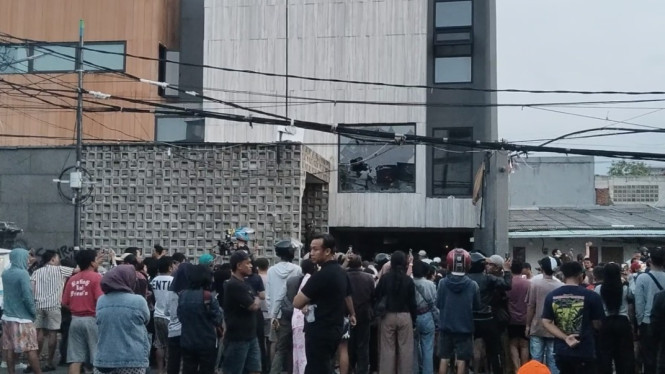 Kondisi Rumah Ahmad Sahroni yang Digeruduk Massa, Hancur Kapal Pecah