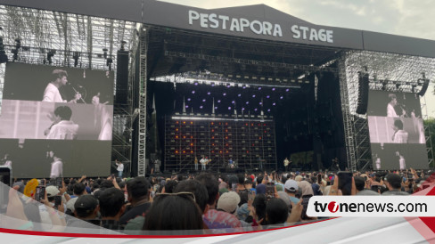 Sheila On 7 Bawakan Lagu-lagu B-Sides di Pestapora 2025, Penonton Tetap ...